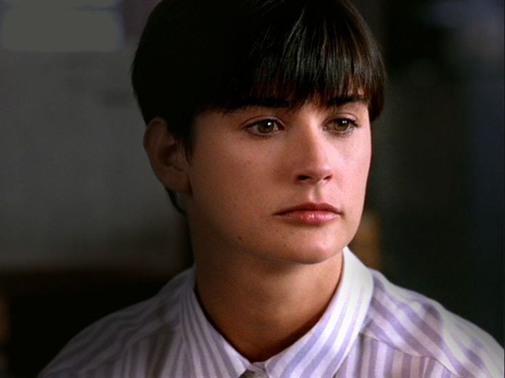 Netflixissä vielä tänään tarjolla todella viihdyttävä, mystinen elokuva ...