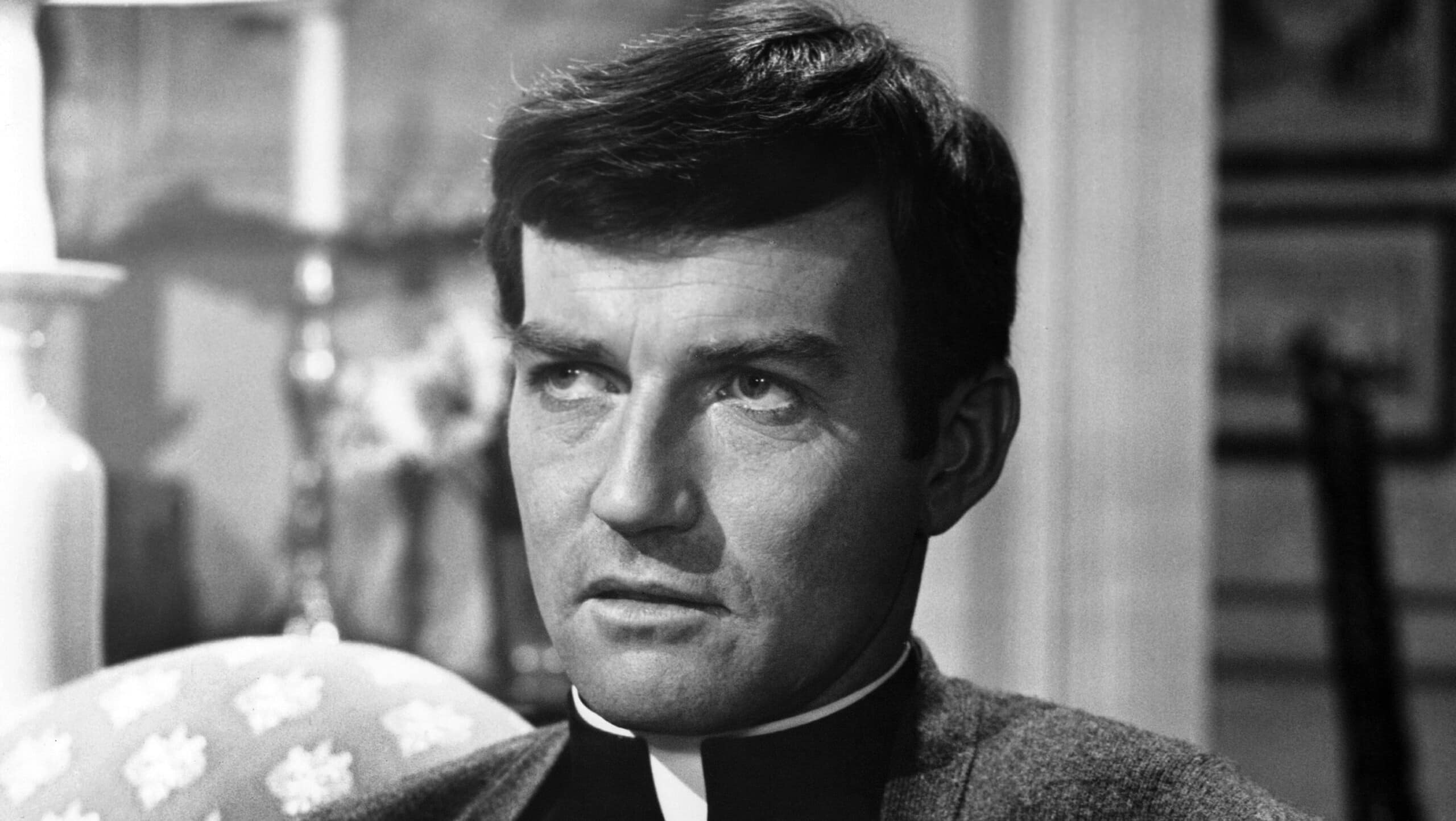 1960-luvun Batman-sarjasta ja The Wiresta tuttu Robert Hogan on kuollut ...