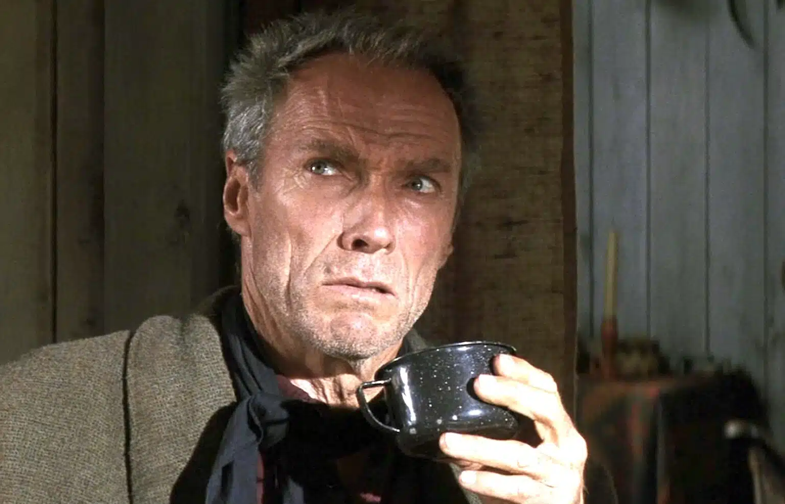 Tänään tv:ssä: Clint Eastwoodin ohjaustöitä on paha pistää ...