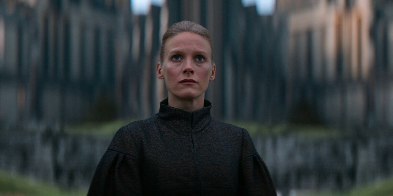 Kunnon scifiä! – Tältä näyttää Laura Birnin tähdittämän Foundation ...