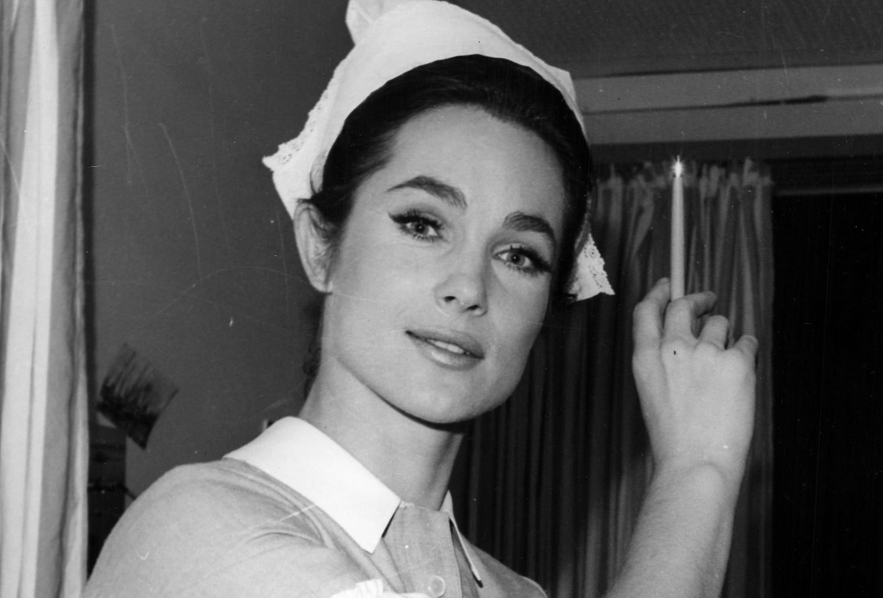 Shirley Anne Field on menehtynyt - Episodi.fi