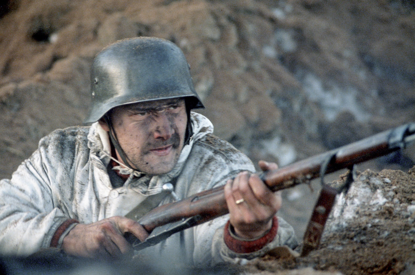 Tänään tv:ssä: Parempi kuin Tuntematon sotilas? Vuoden 1989 sotaelokuva ei ole menettänyt ...