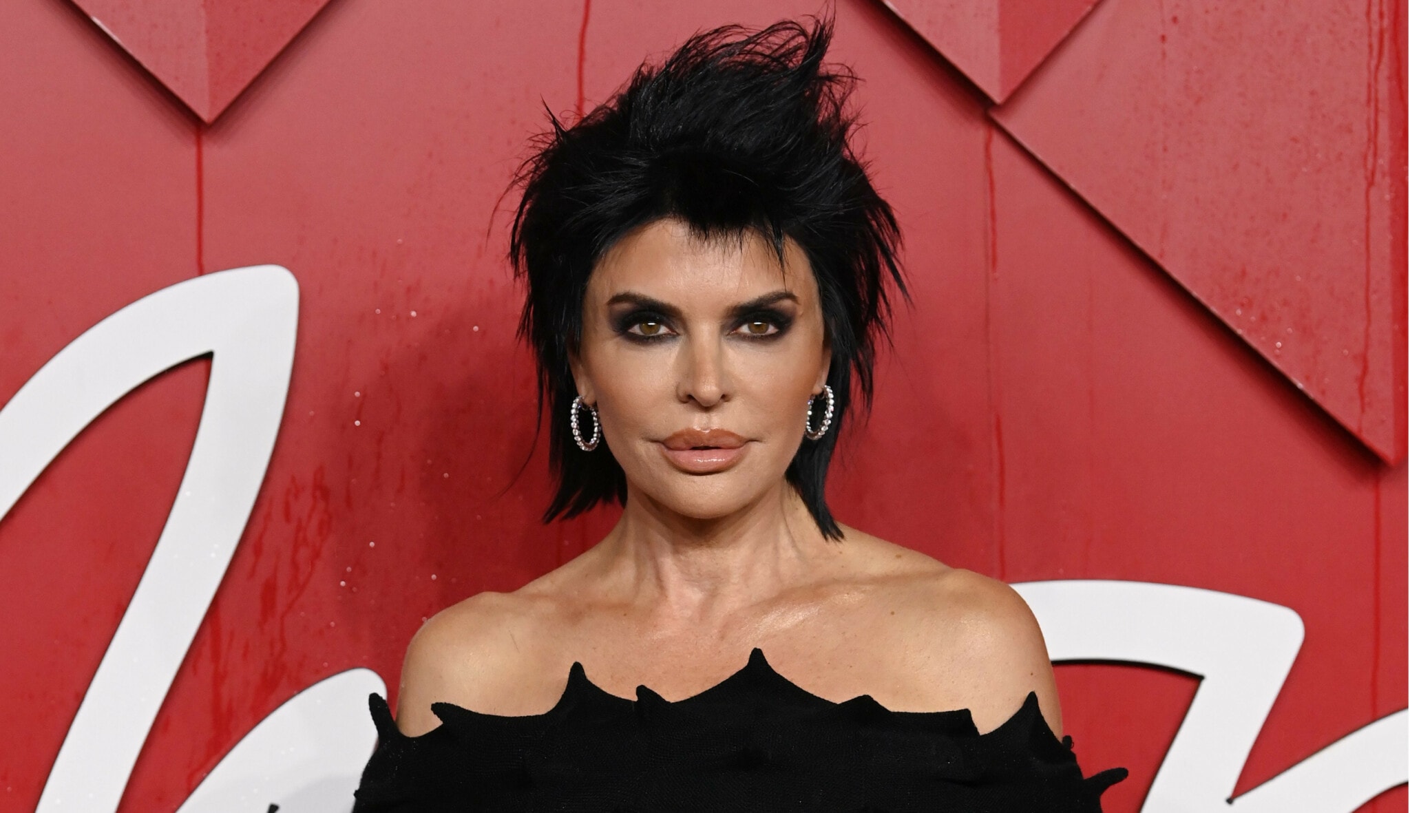 Näyttelijä Lisa Rinna rikkoo säädyllisyyden rajoja Instagramissa ...