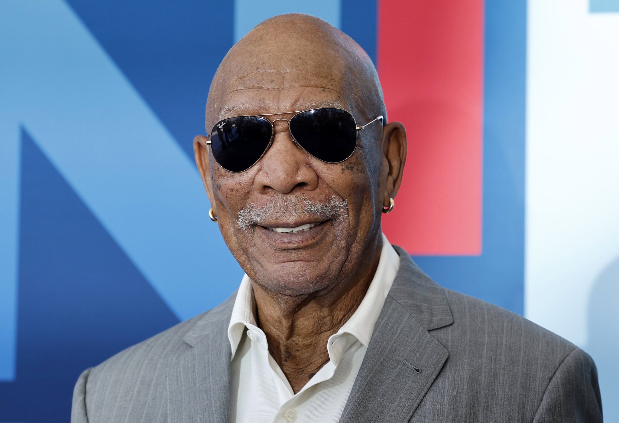 Morgan Freeman, 87, ärähtää tekoälyhuijauksista: "Kiitos uskomattomille ...