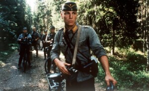 Tänään tv:ssä: Loistava kotimainen sotaelokuva vuodelta 1999 – Samaa ...