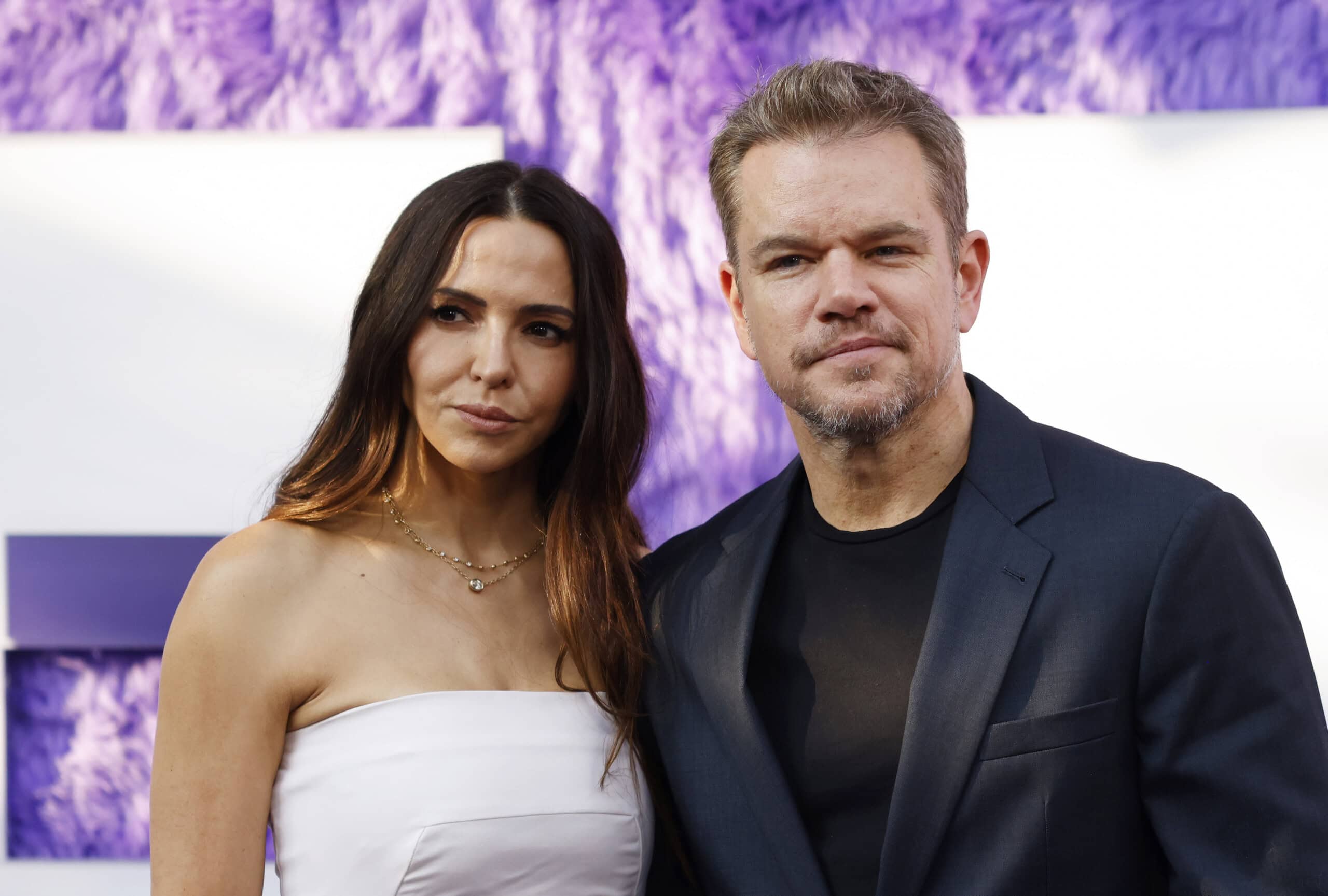 Matt Damon joutui keskelle pommiuhkaa Kreikassa – katso kuvat - Episodi.fi
