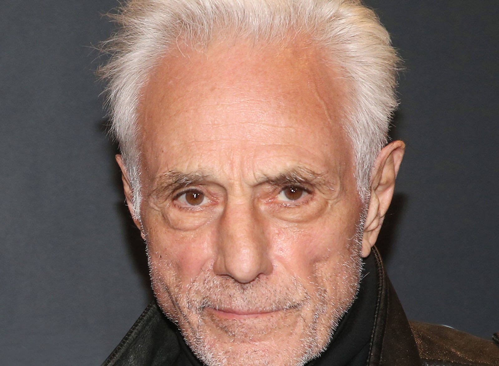 Kummisetä II -elokuvassa esiintynyt John Aprea on menehtynyt - Episodi.fi