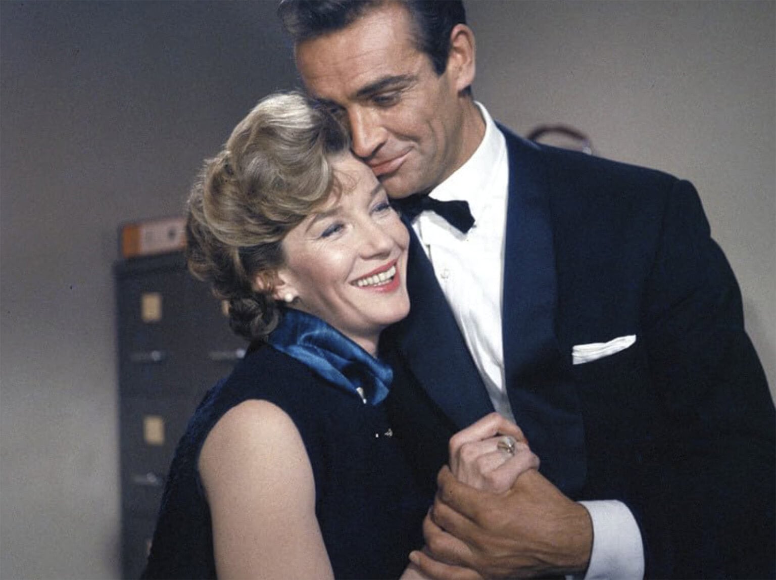 Kuka oli paras Miss Moneypenny? Nämä näyttelijät ovat tehneet James ...