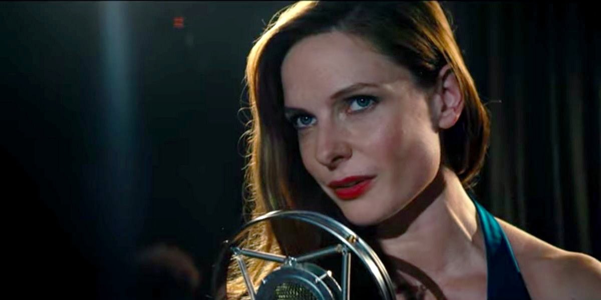 Illalla tv:ssä: Vuoden 2021 megafloppi "hikisillä seksikohtauksilla" – harva on nähnyt tätä ...