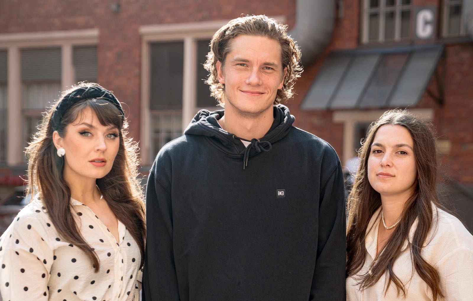 Rita Behm esittää hittiartistia uutuuselokuvassa – Tältä se kuulostaa ...