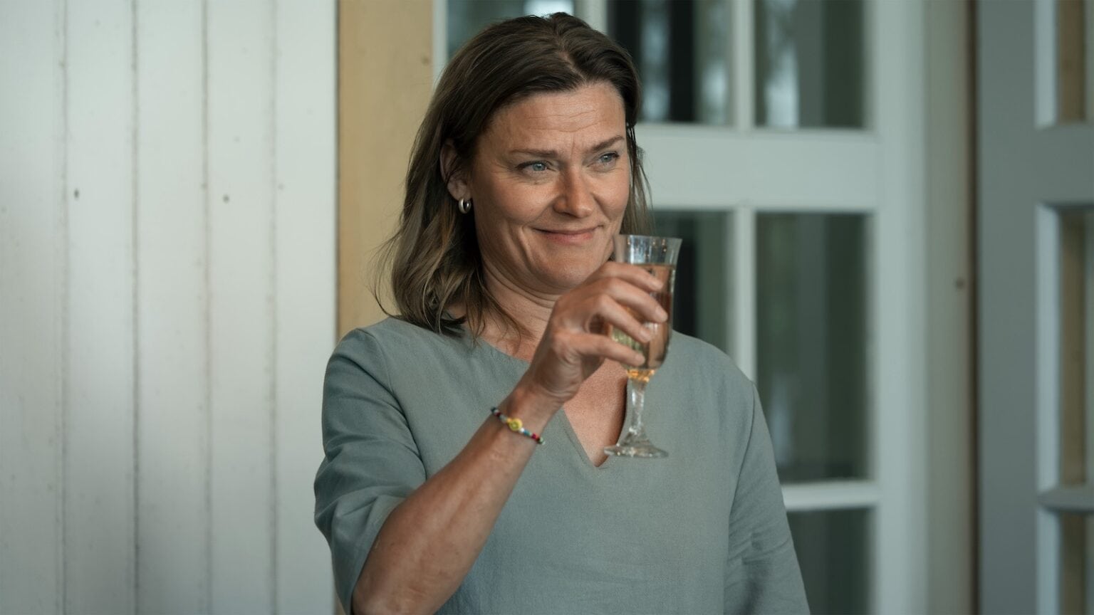 Suomen elokuvateattereissa tapahtuu - Viikonlopun kolmen katsotuimman joukossa kaksi kotimaista ...