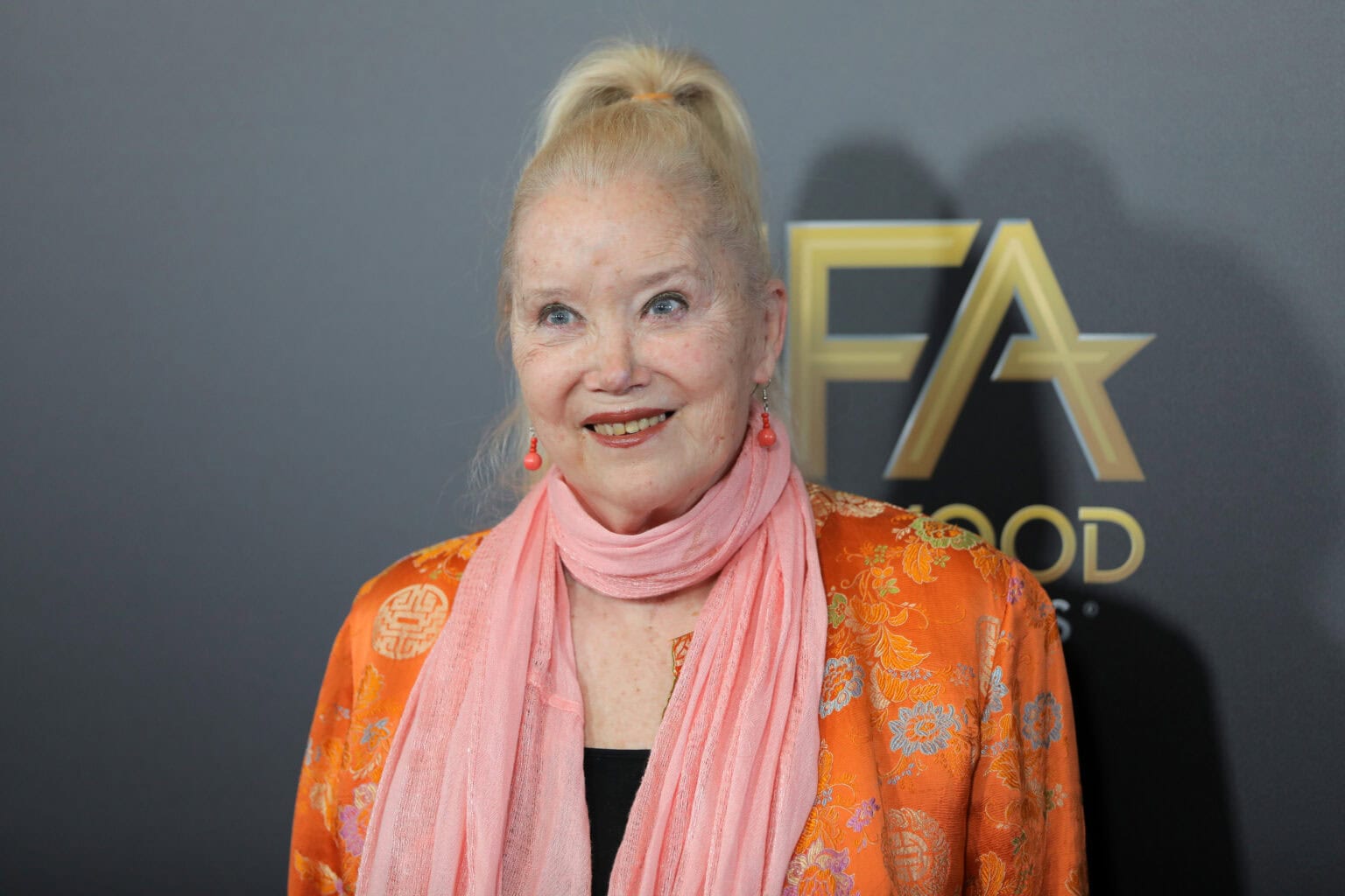 Hollywood-legenda Sally Kirkland on saattohoidossa - Episodi.fi