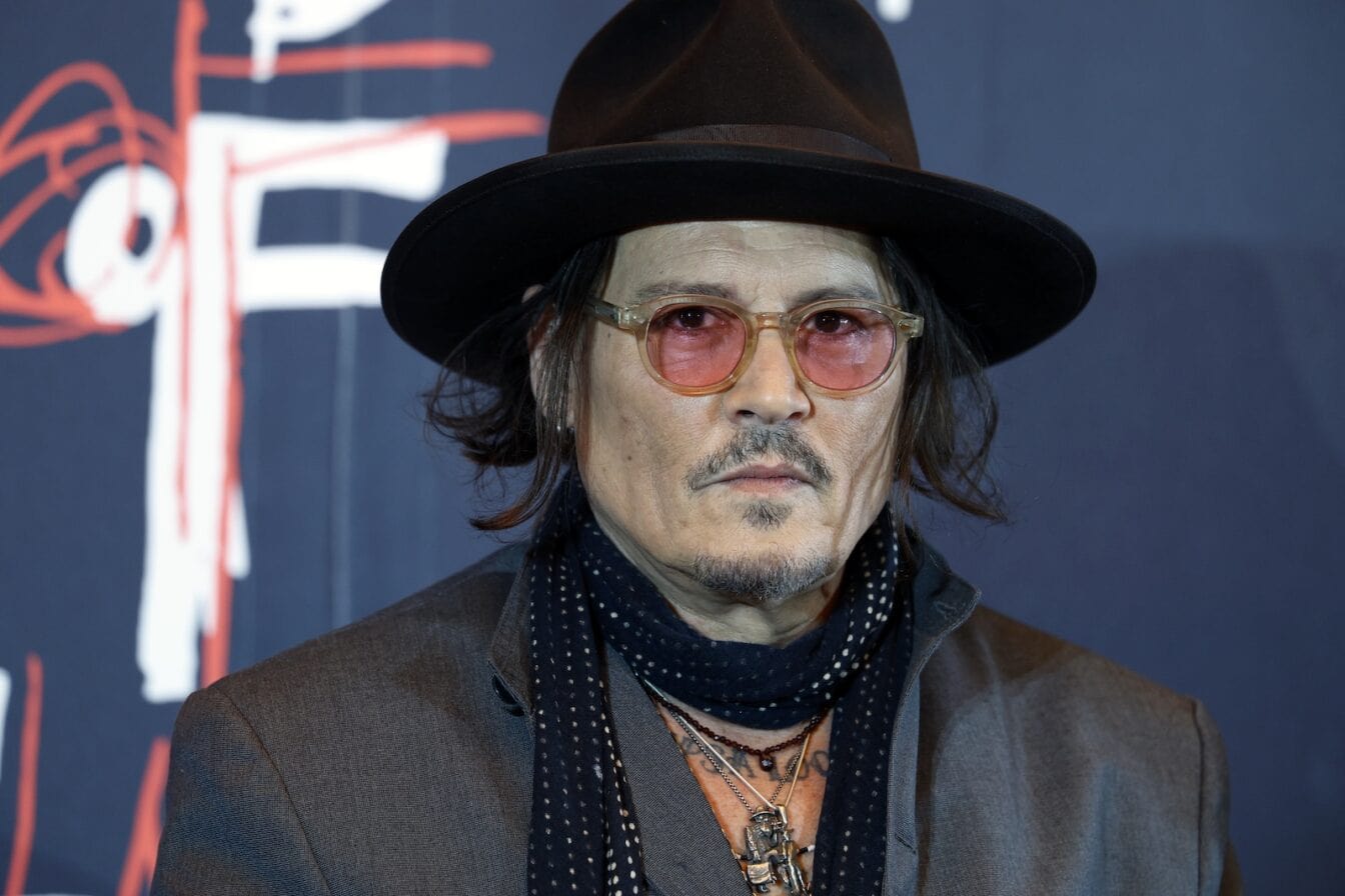 Johnny Depp palaamassa isosti Hollywoodiin – Klassikkoromaani Saatana ...