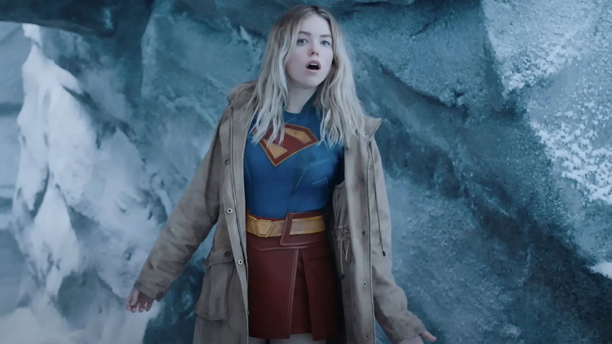 Supergirlin logo ja puku paljastettiin – fanit arvostavat ...